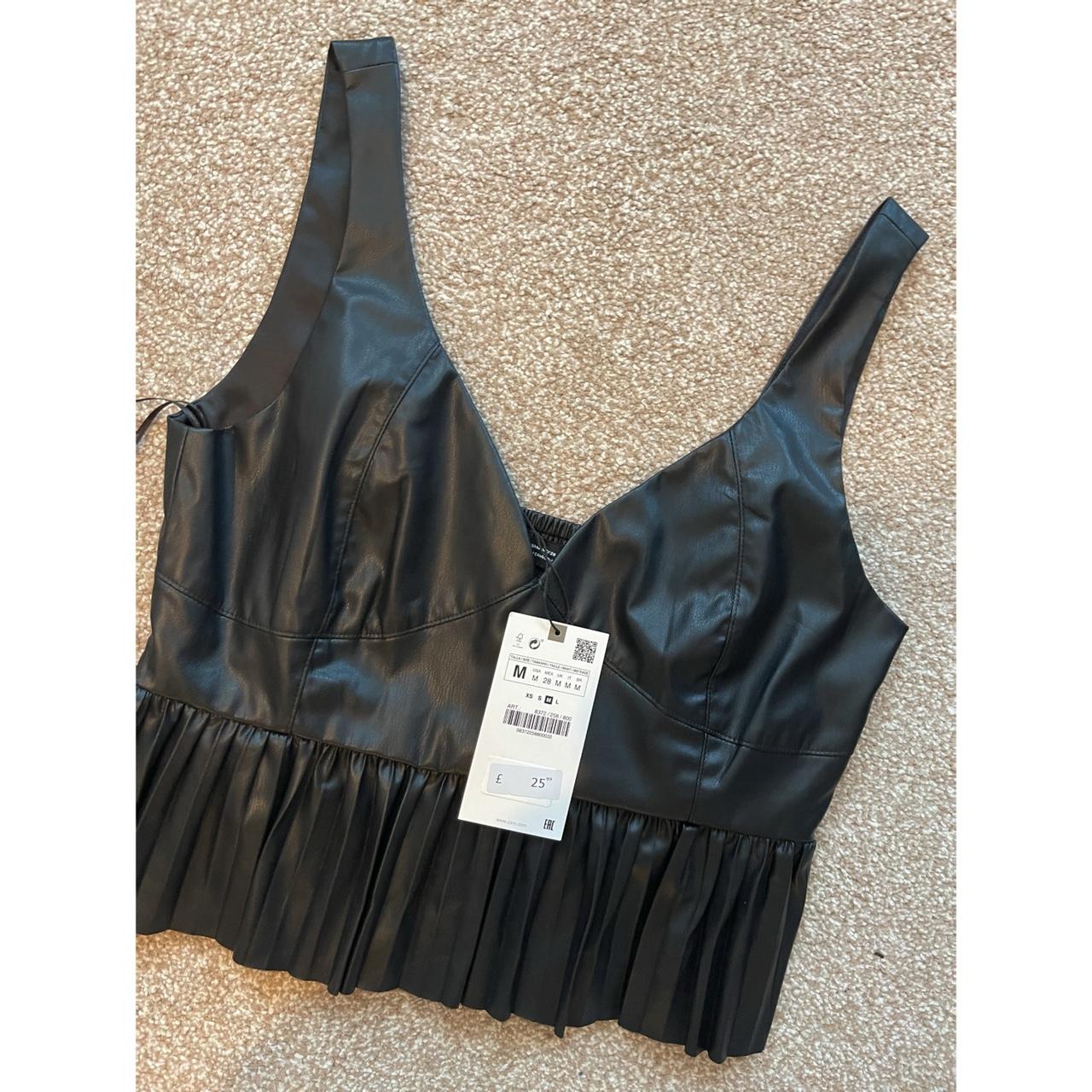 Zara Women's Black Vest | Depop