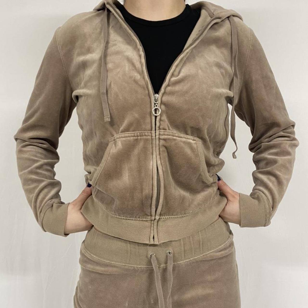 Y2k inspired tracksuit! Such a cute little y2k... - Depop