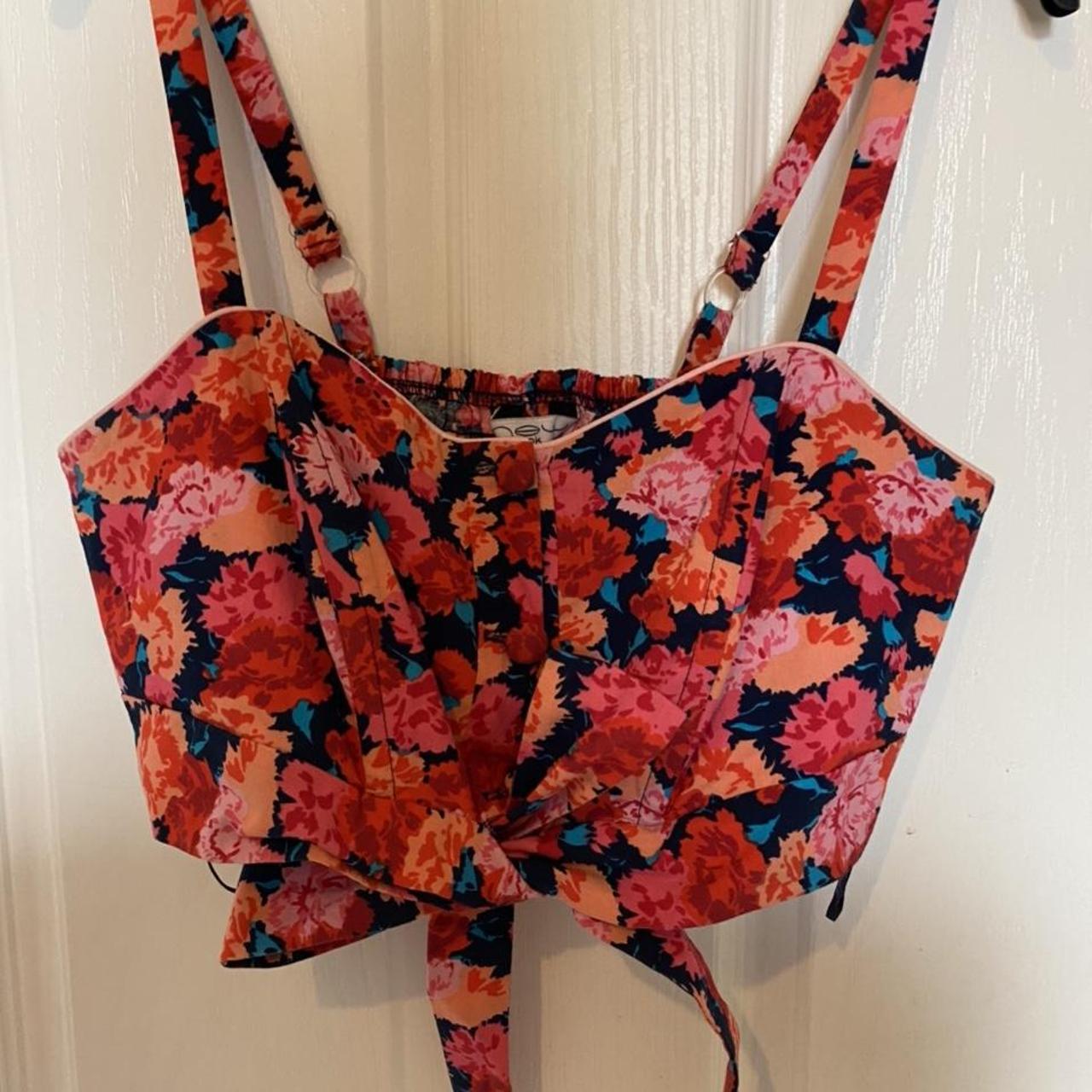 New look crop floral bralet Size 10 - Depop