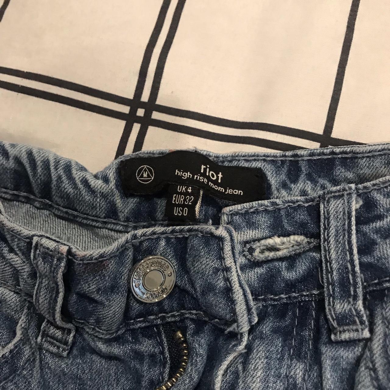 missguided riot high rise mom jeans size: US 0 small... - Depop