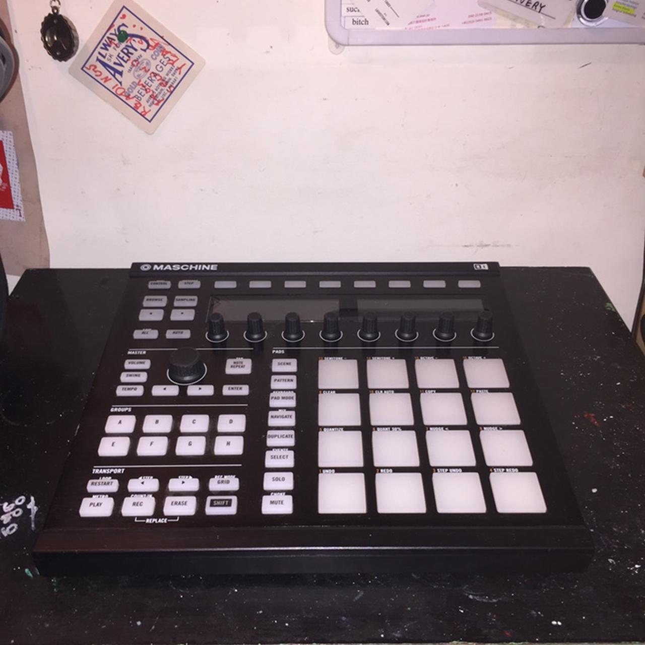 Maschine mk2 drum machine Comes with install disc... - Depop