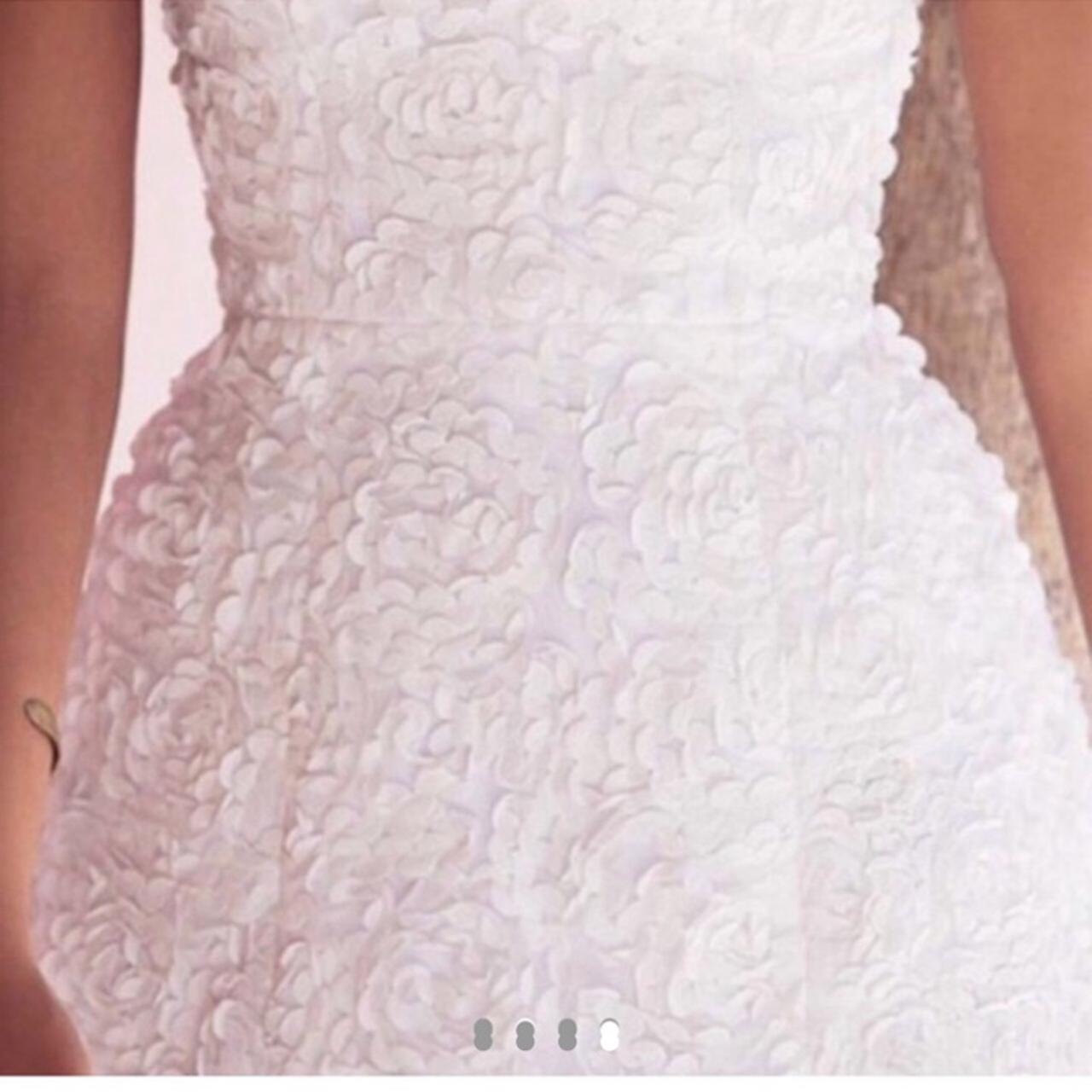 House of cb “Desiree” white floral appliqué 3D... - Depop