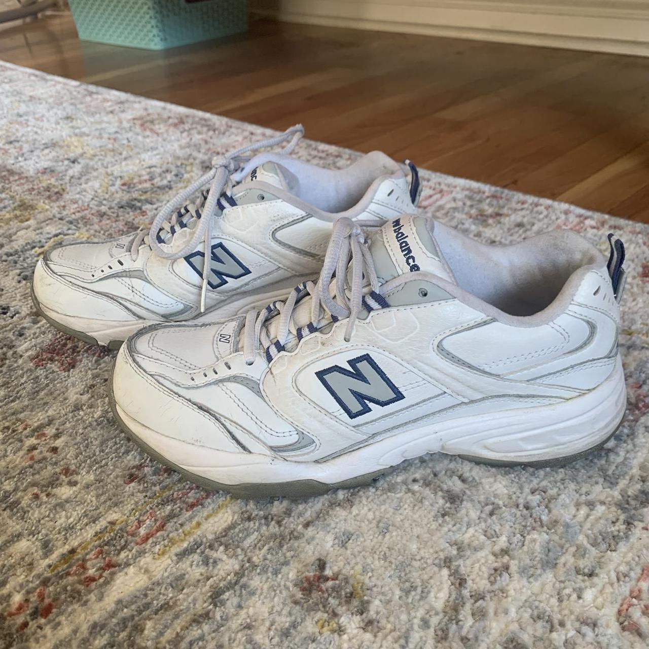 New Balance Women's White and Grey Trainers | Depop