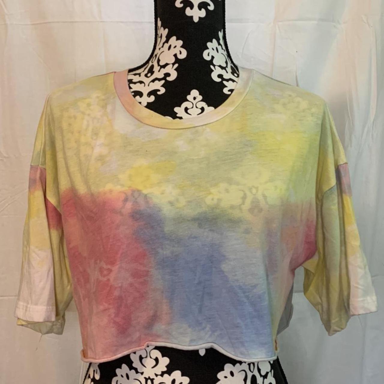 Pastel tie dye crop top with short sleeves, could... - Depop