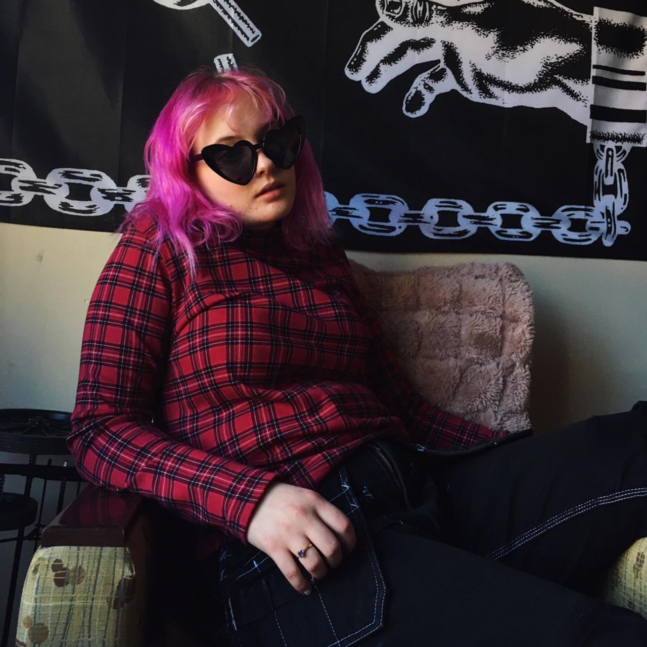 ~the lilly collection~ VINTAGE CROFT & BARROW RED... - Depop