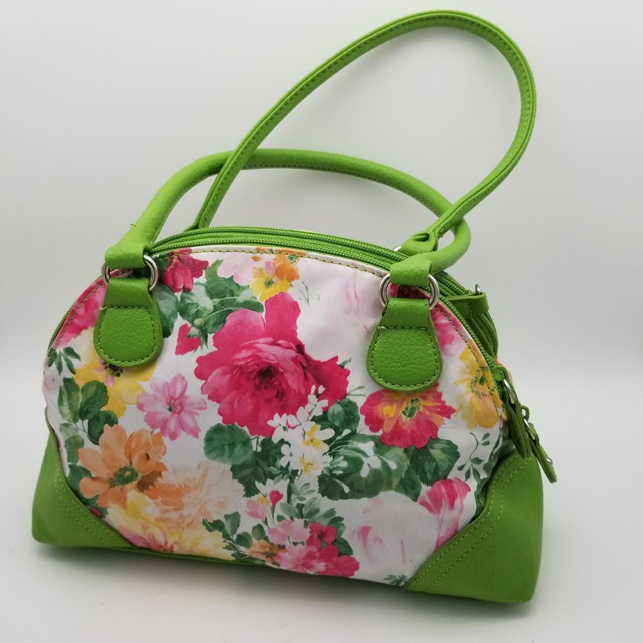 Small 3-compartment handbag for super organization.... - Depop