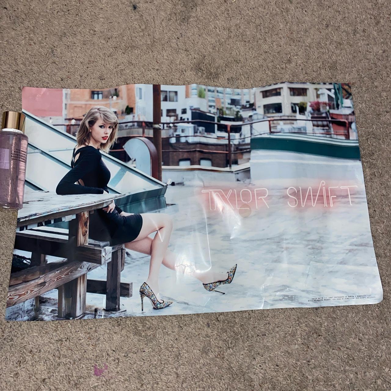 Taylor Swift 1989 Blank Space poster from all the... - Depop