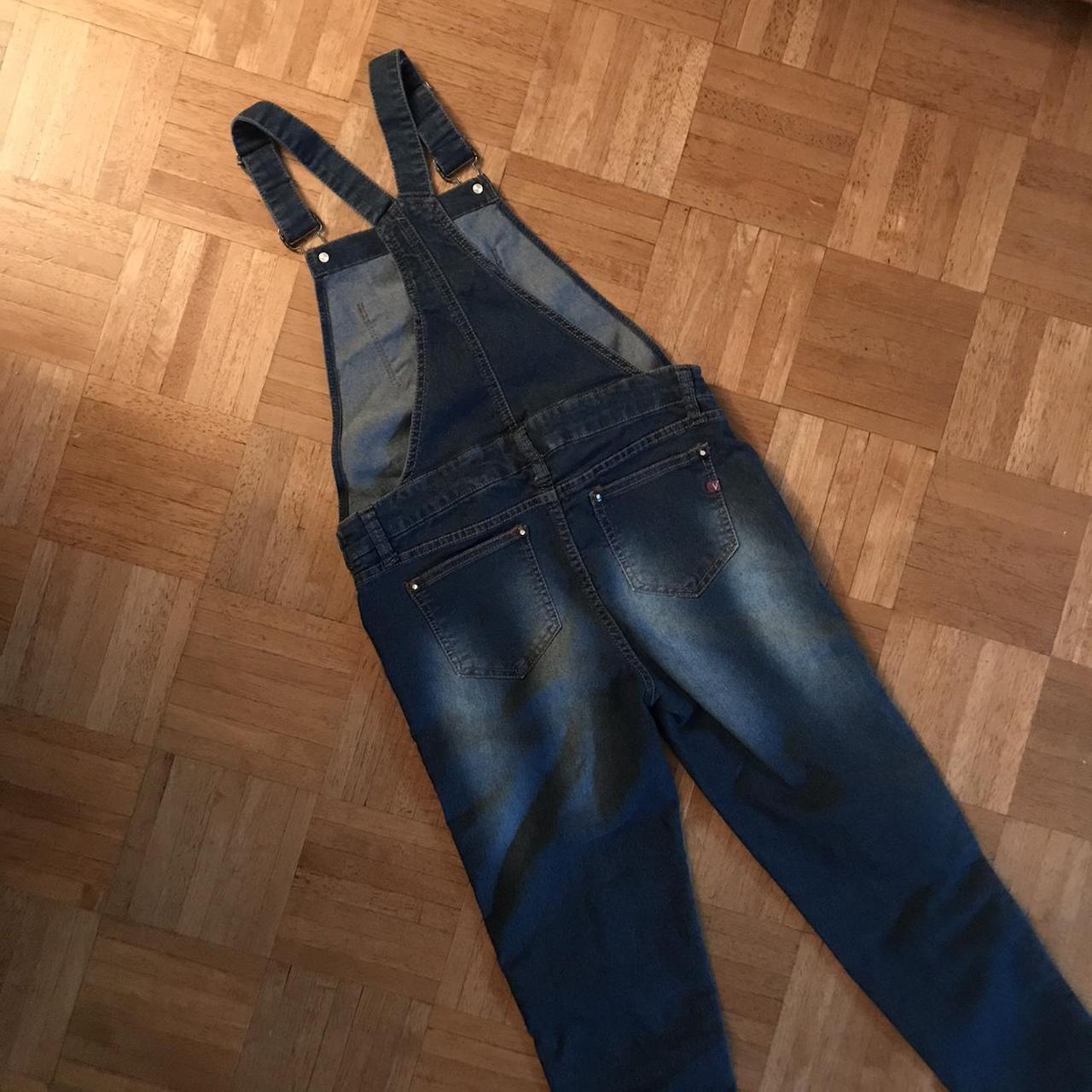 Kid overalls in size large and fits like a woman’s... - Depop