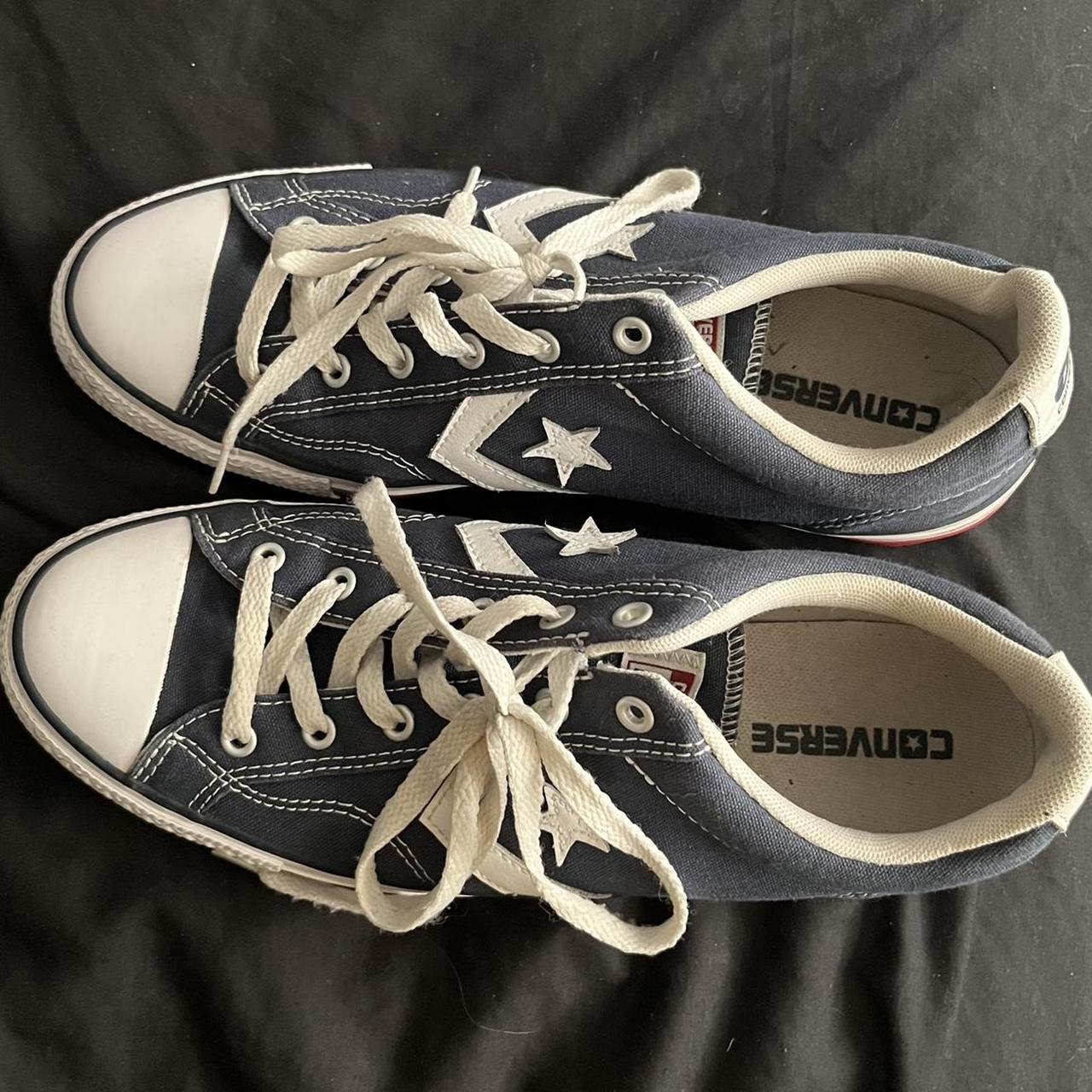 Converse Men's White and Navy Trainers | Depop