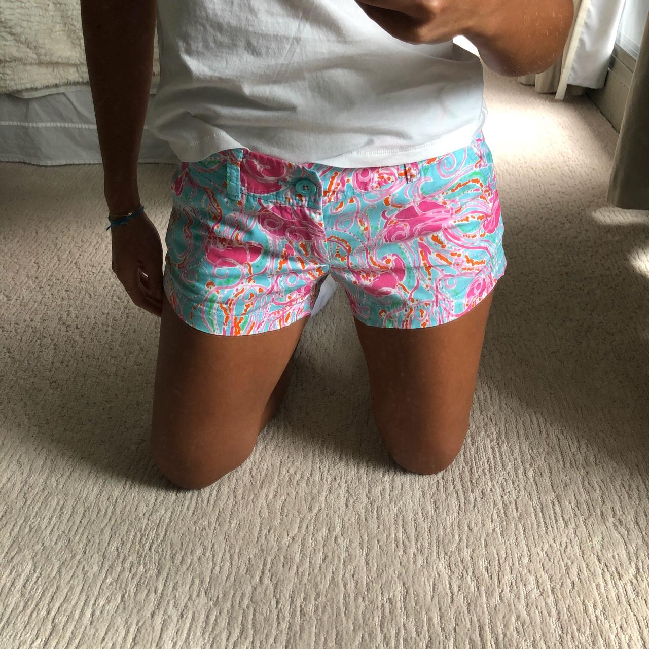 Lilly Pulitzer Women's Shorts | Depop