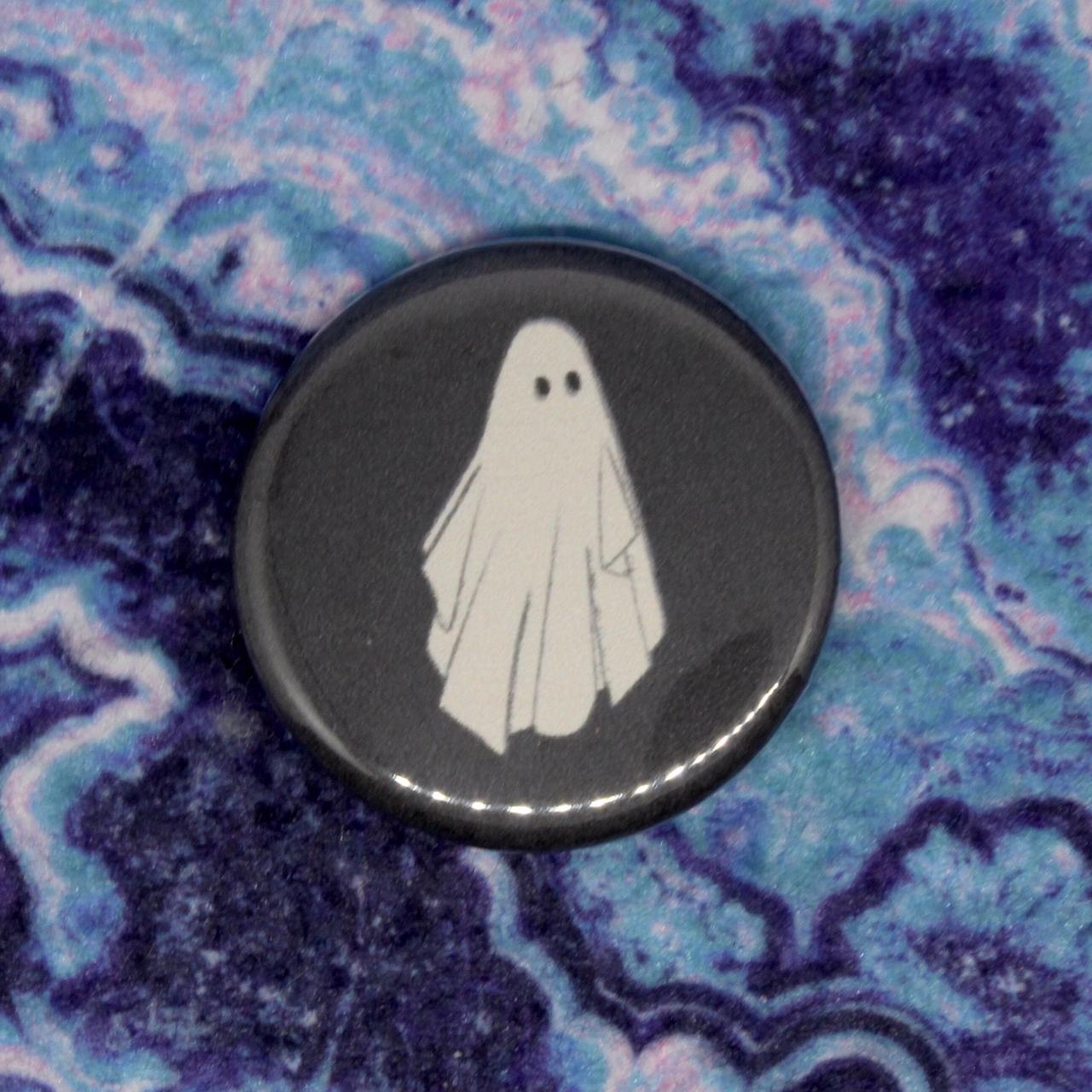 🥀 Ghost pin 1.25 inches 🥀 •Handmade by me •Color... - Depop