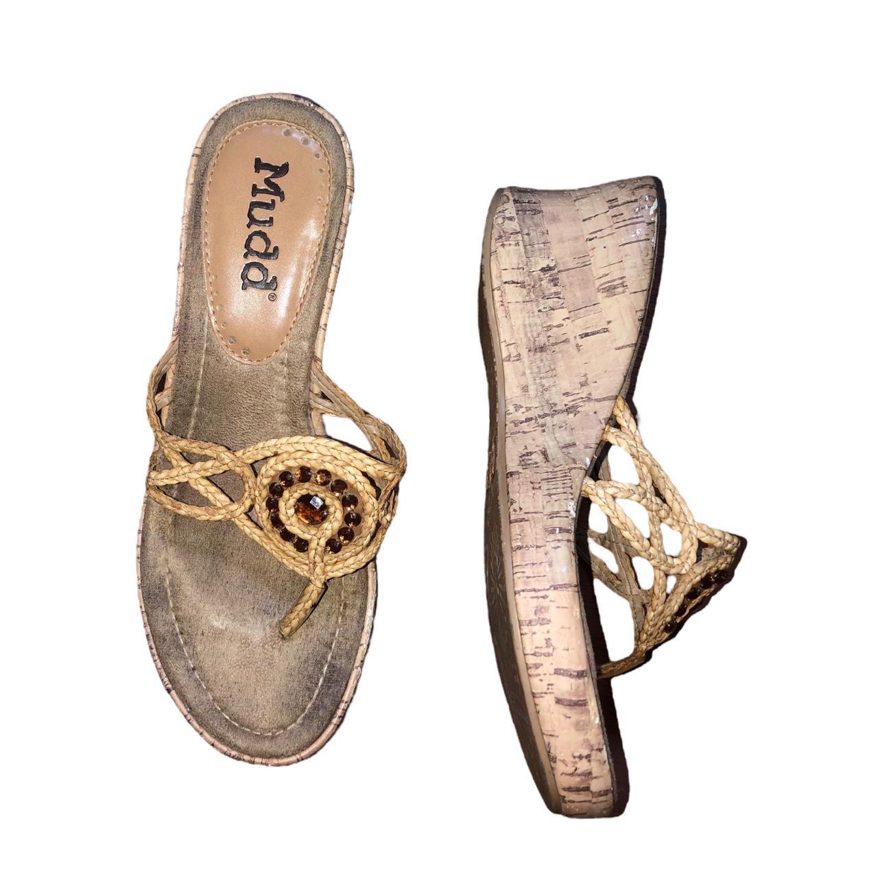 y2k mudd beaded platform flip flop... - Depop