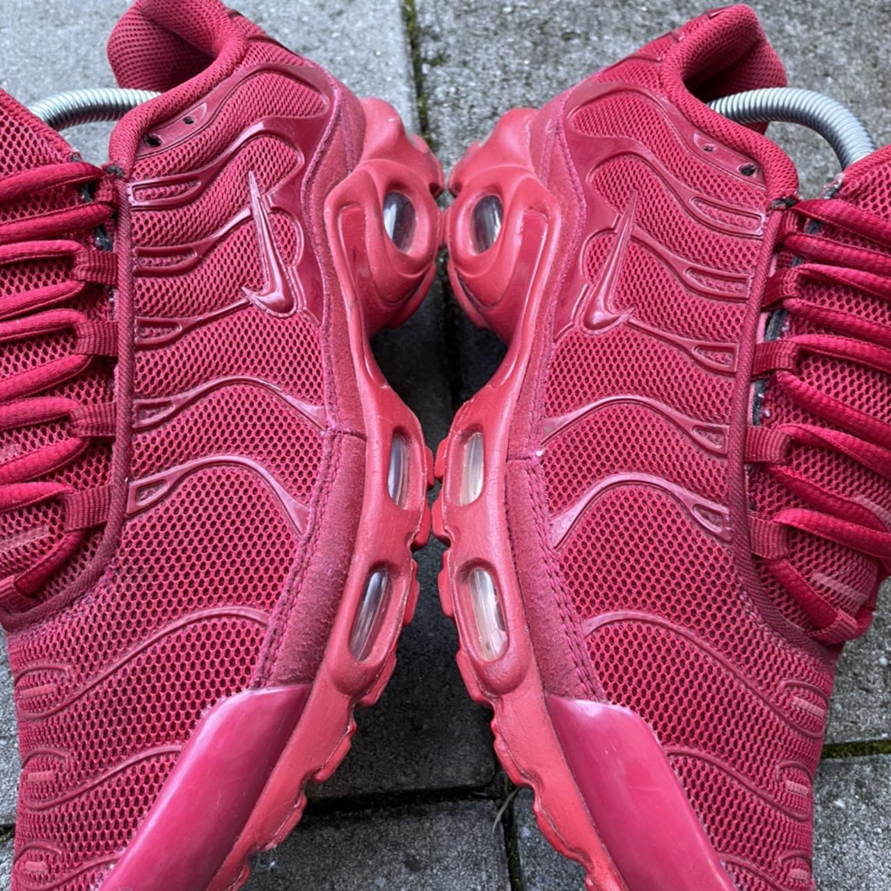 Nike Men's Red Trainers | Depop