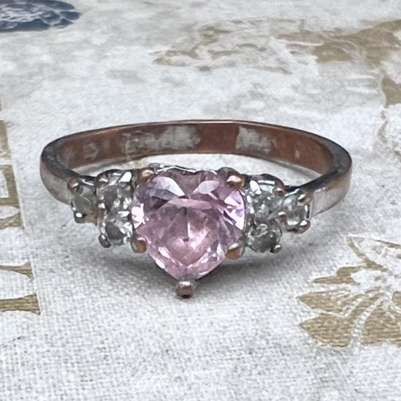 Pink heart rhinestone ring Size 9 1/4 All jewelry... - Depop