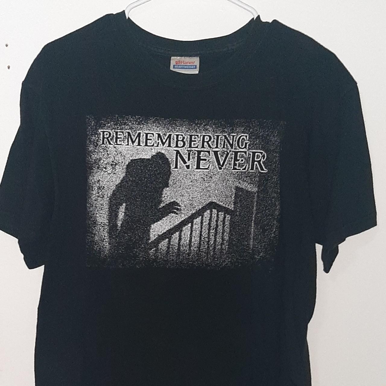 Remembering never size medium From 04 tour - Depop