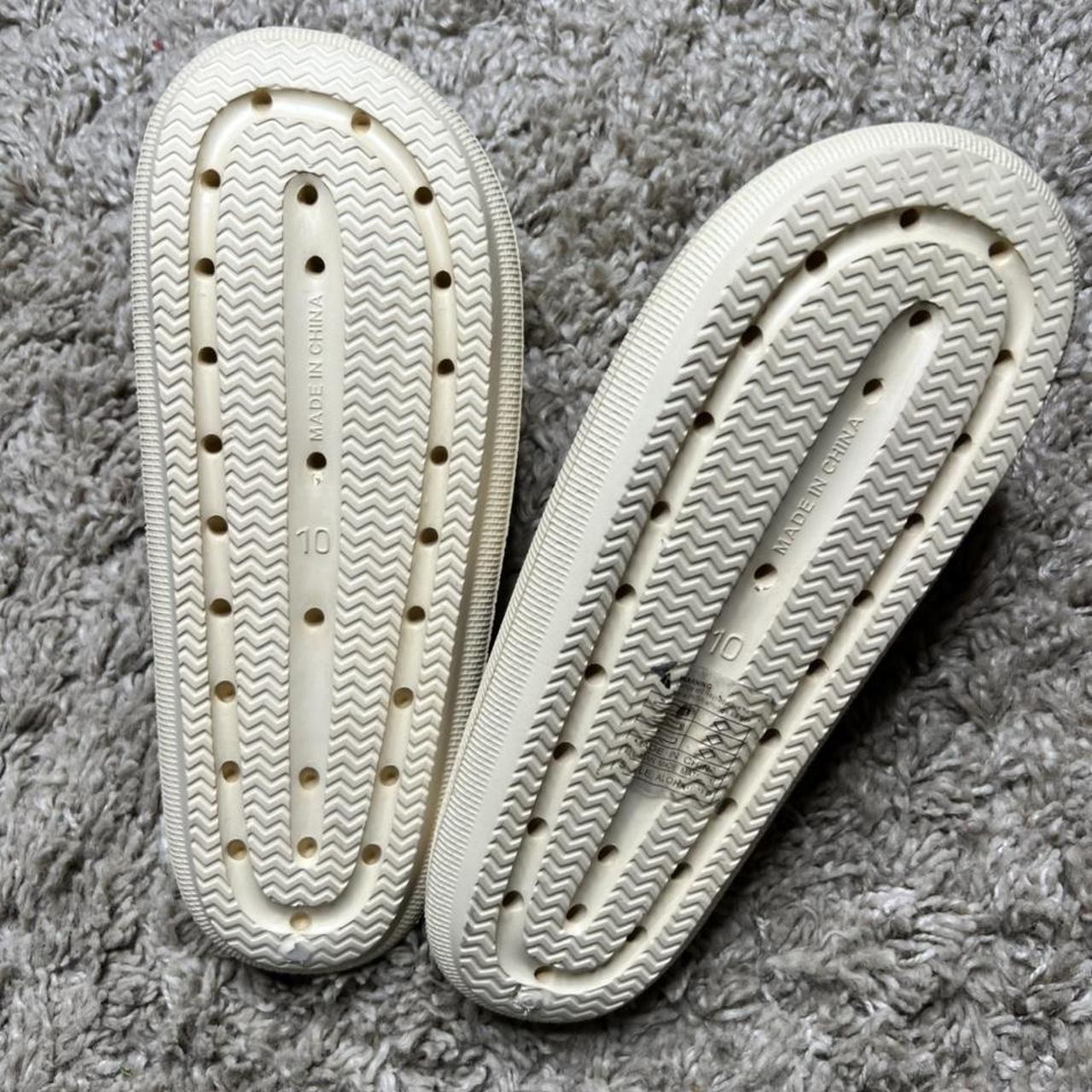 Mudd foam slides Cream /tan color Mens 10 #mudd... - Depop