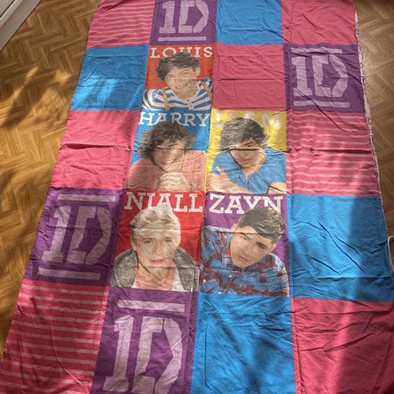 ♥️ One direction single doona cover and pillowcase ♥️... - Depop