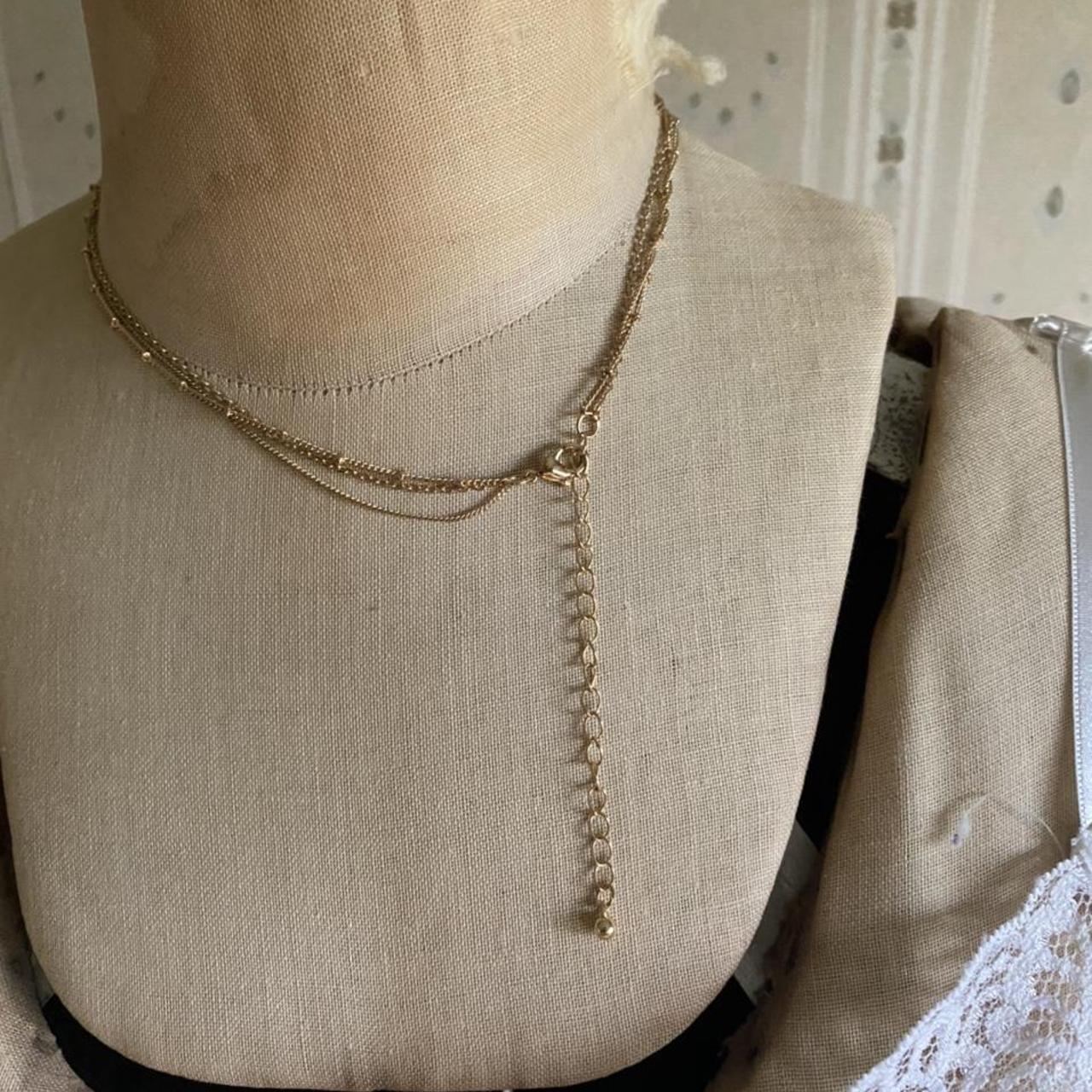 Gorgeous 3 strand delicate gold tone necklace 🌟. New... - Depop