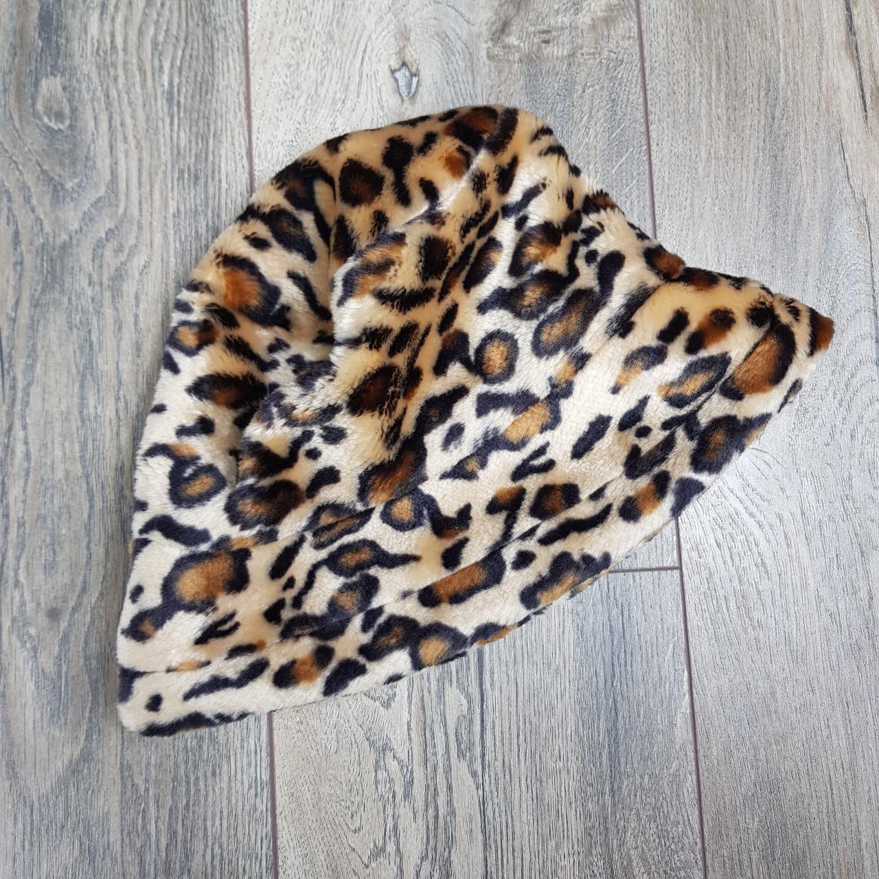 90s does 70s leopard print fluffy bucket hat Best... - Depop