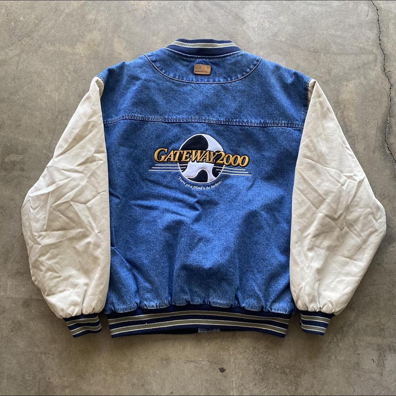 00’ Gateway tech jacket. Size XL. Measurements:... - Depop