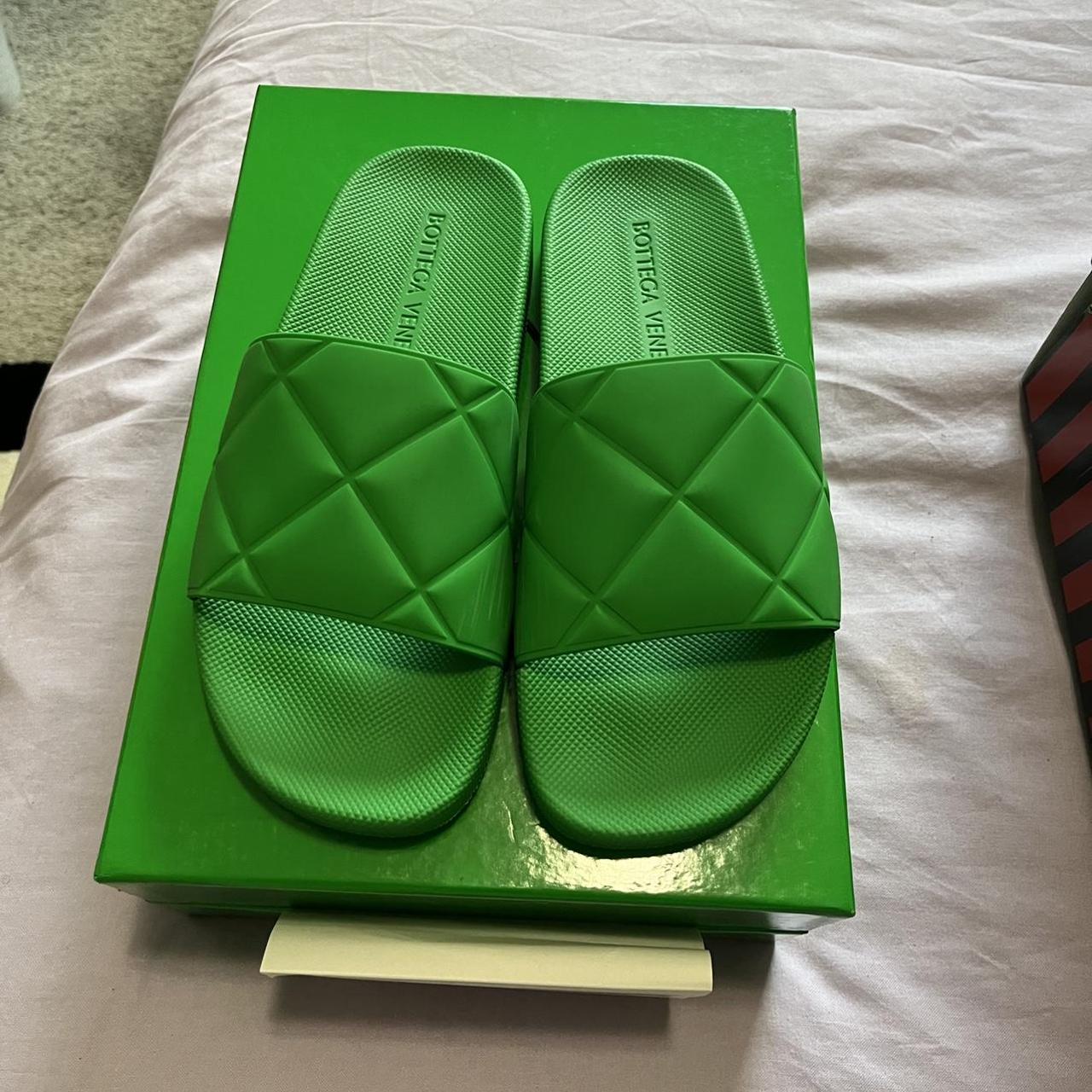 Bottega Veneta Grass Slider worn few times fits... - Depop
