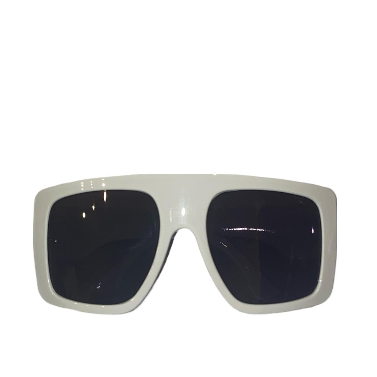 Extra large shades - never worn - Depop