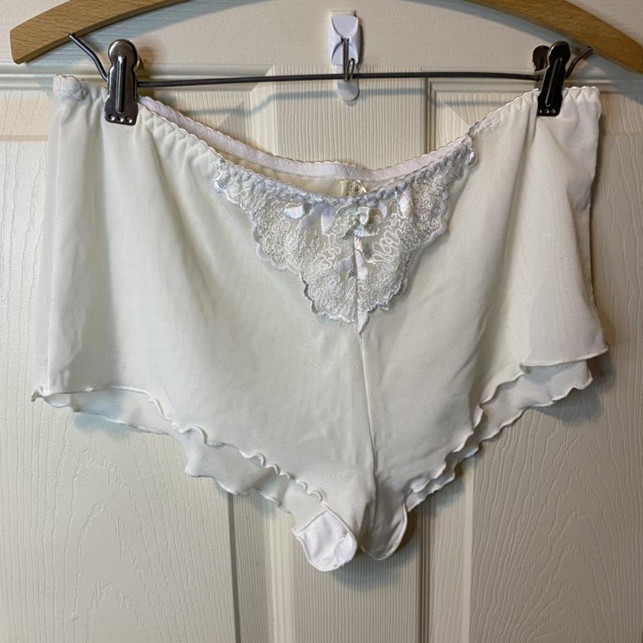 Vintage white mesh tap shorts Tag size 2x Best fit... - Depop