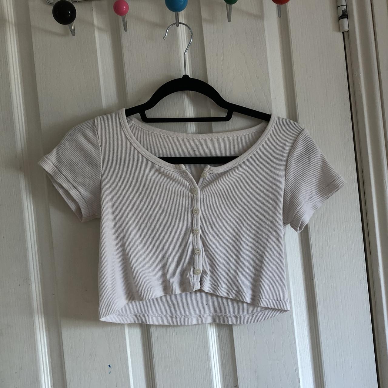 really cute white brandy melville zelly top, in gd... - Depop
