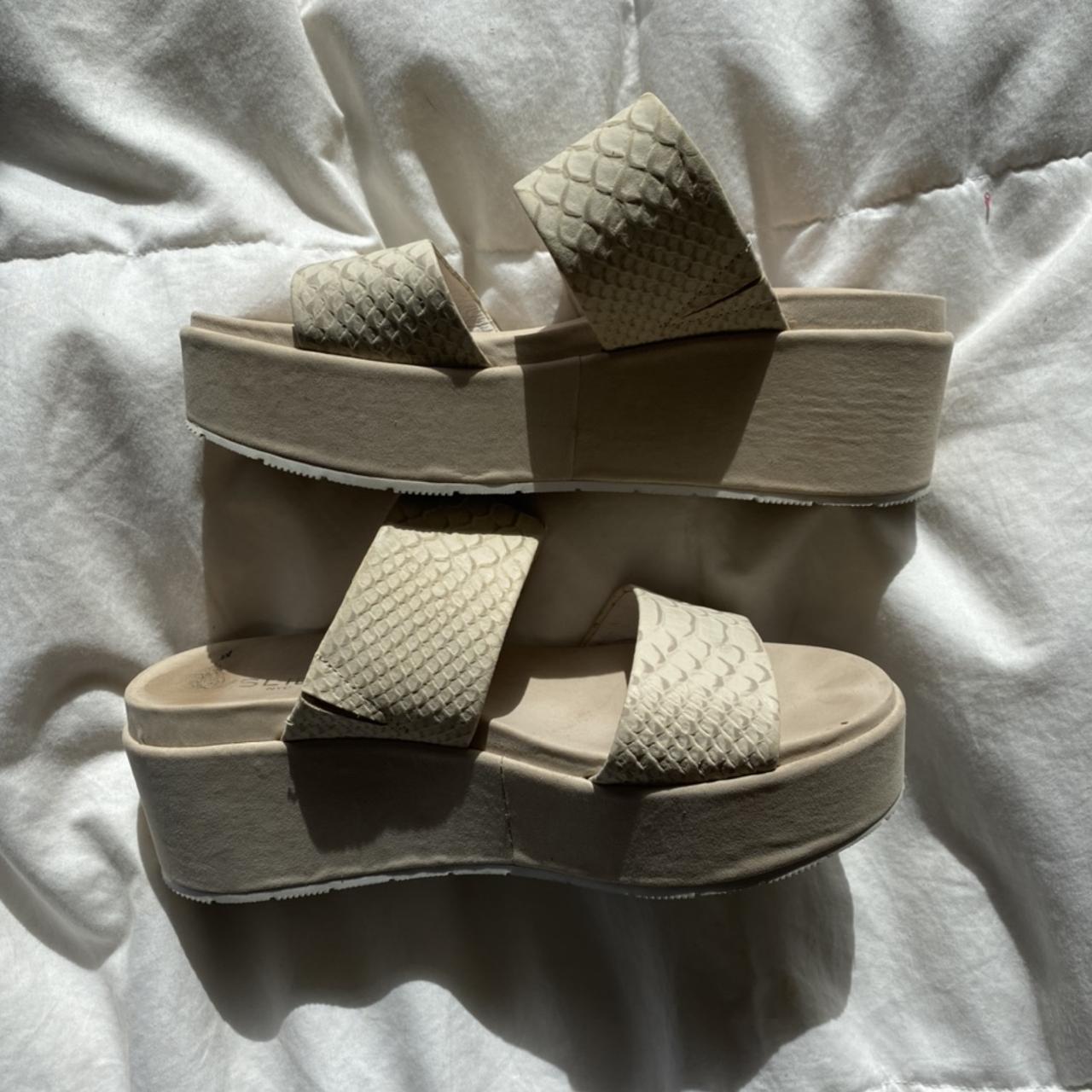 white snake skin platform sandals size 8 wide in... - Depop
