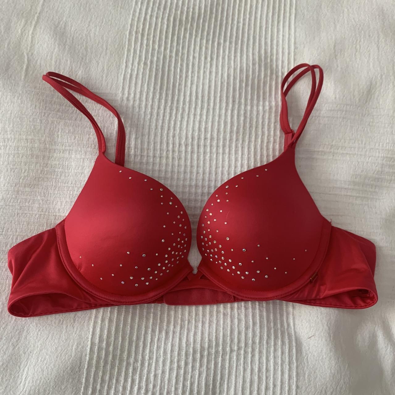 Women's Red Bra | Depop