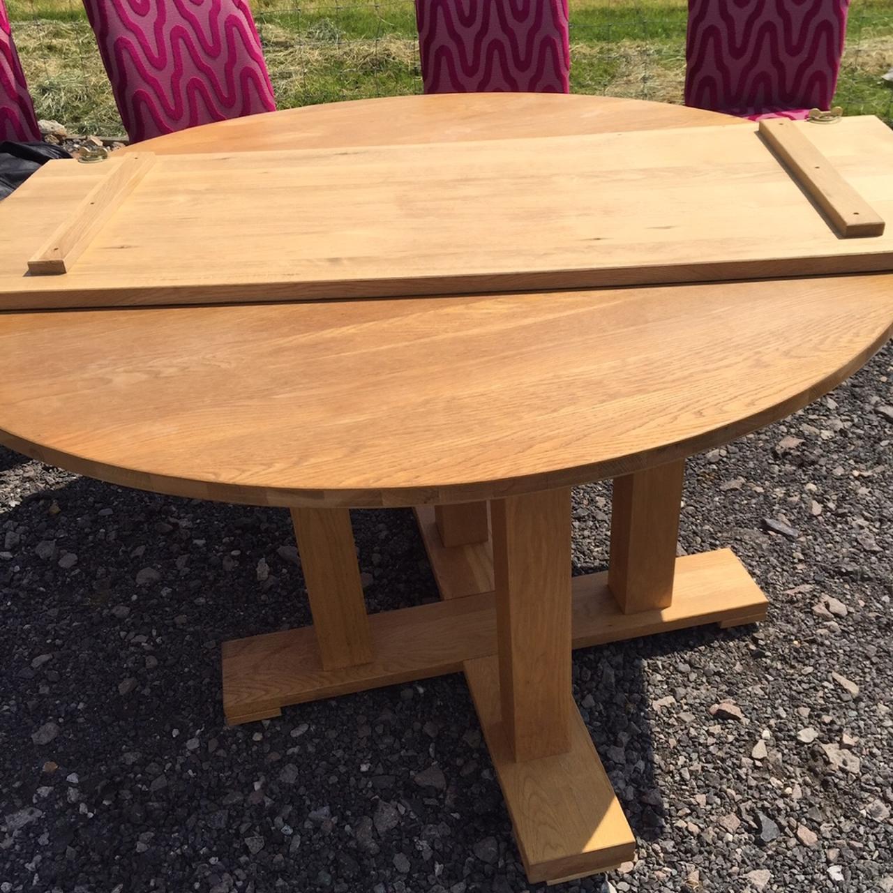 Oak dinning table with extension good condition... - Depop