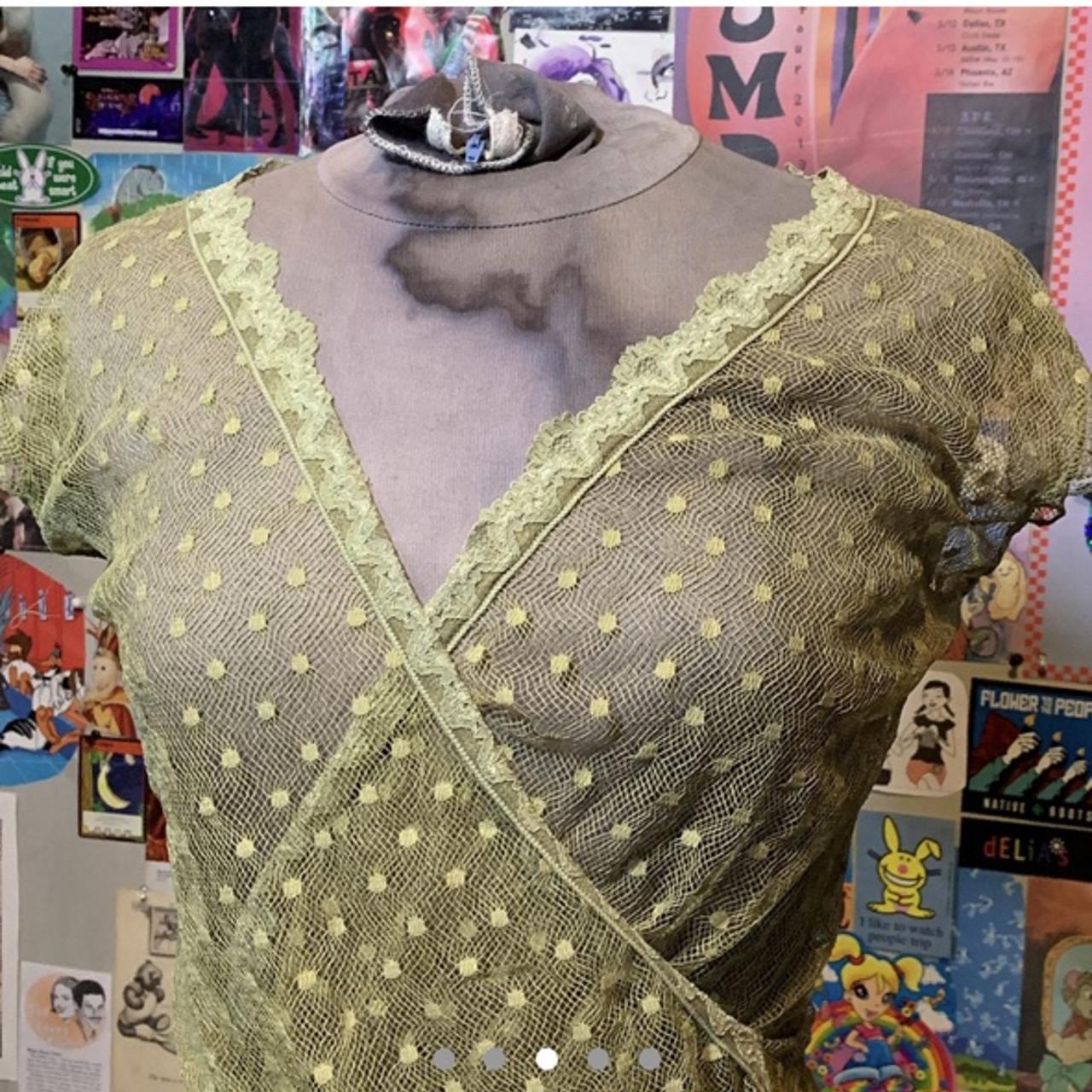 🌱Olive green🌿 sheer dotty top. A strong mid 00’s top... - Depop