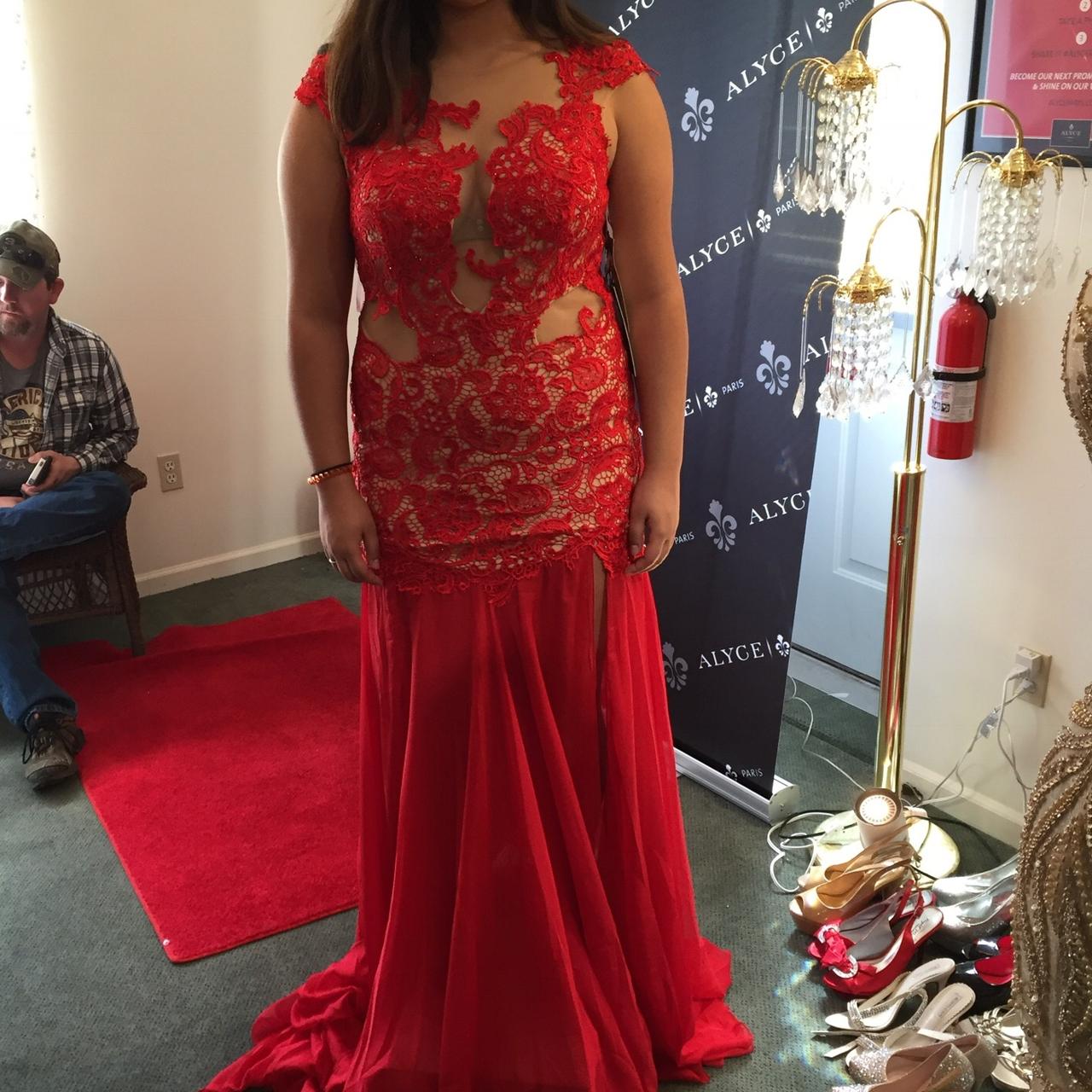 Beautiful royal red💃👠🌹🥀🌶 formal prom dress. Lace and... - Depop