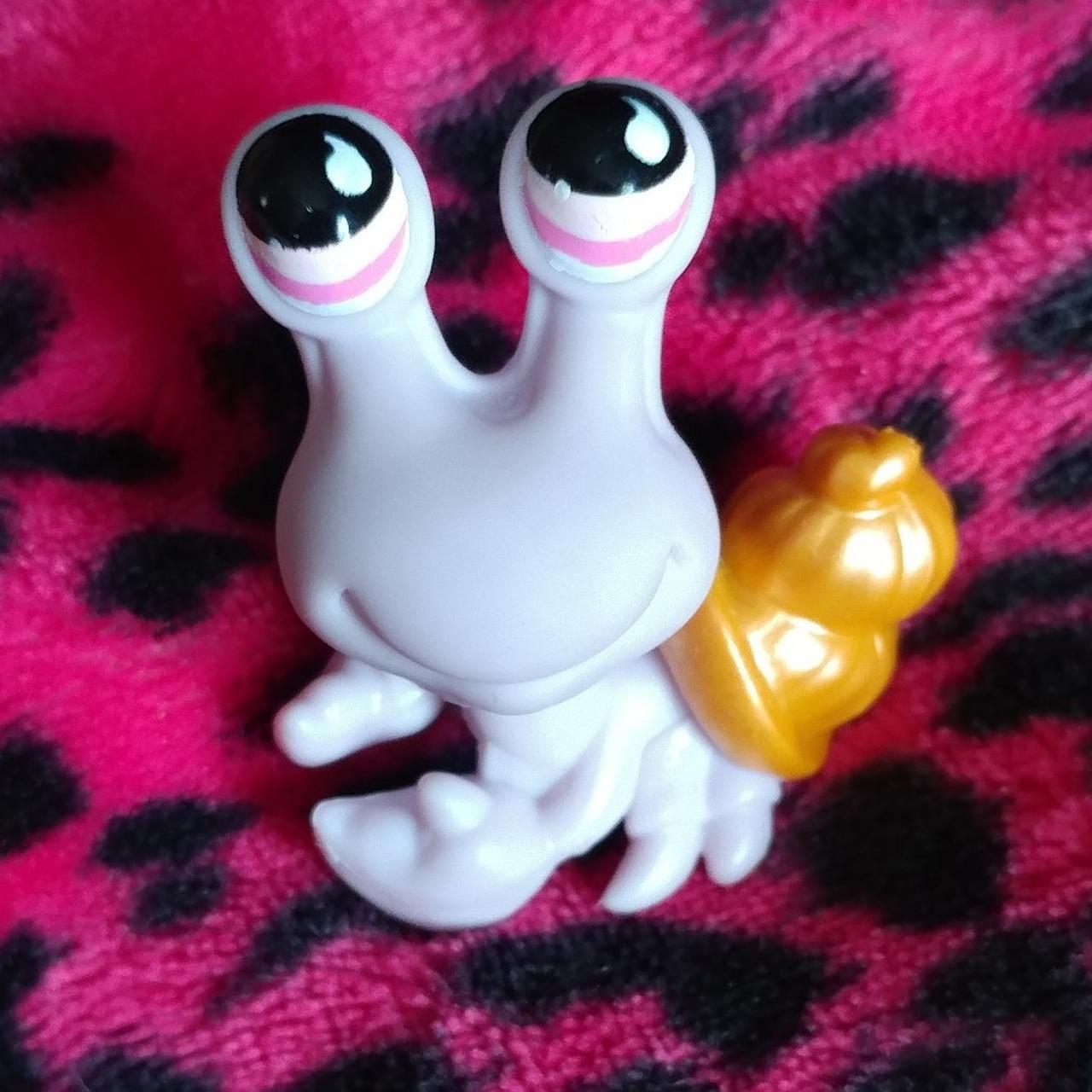 US SHIPPING ONLY Y2k Littlest Pet Shop Animals... - Depop