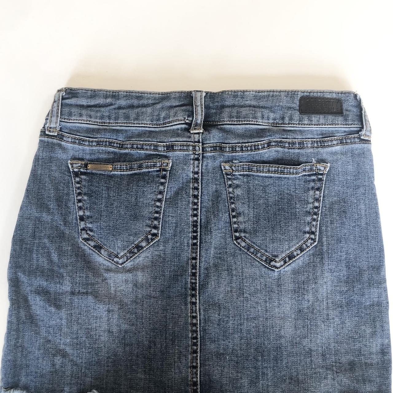 adorable jean denim skirt! super trendy with now... - Depop