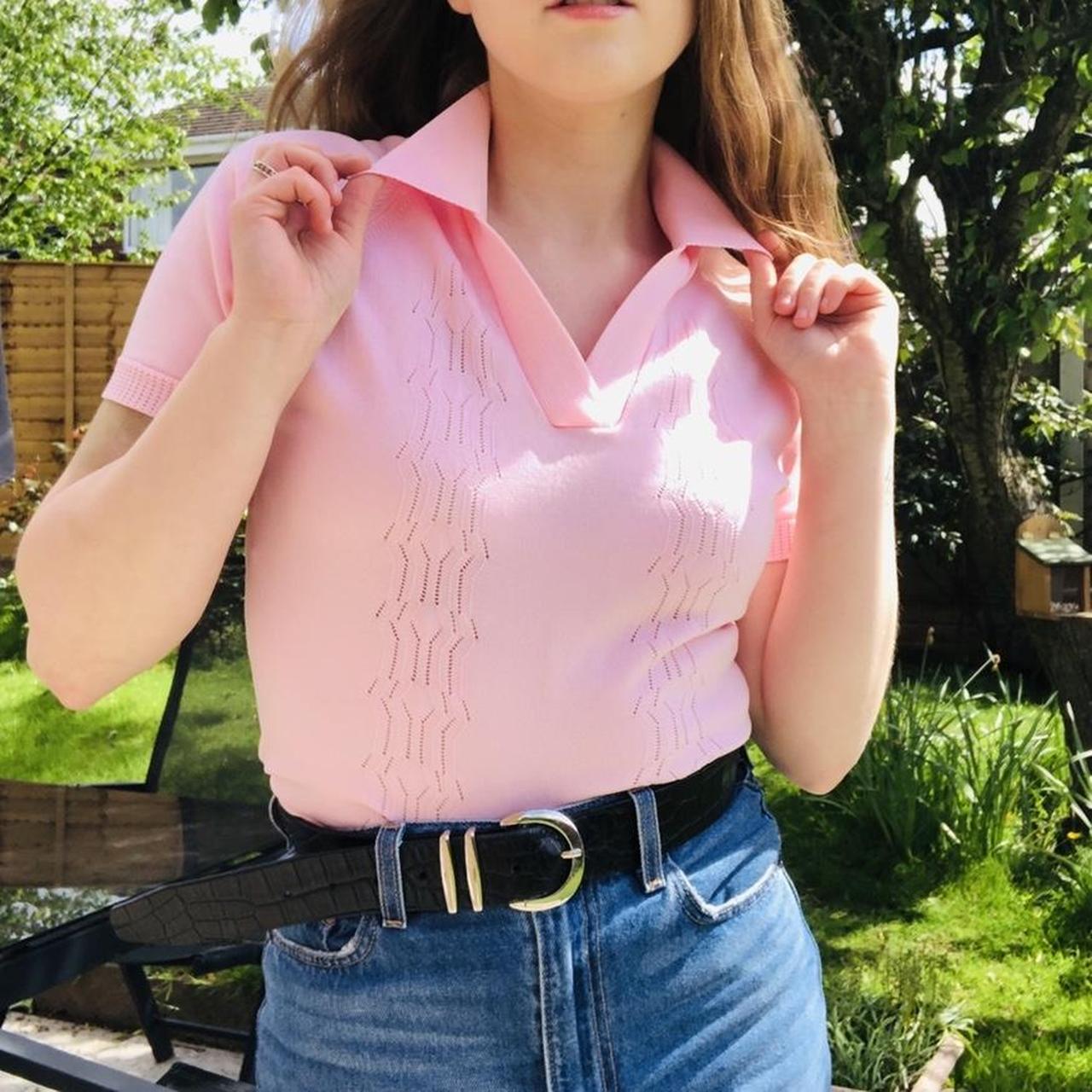 Pretty Pink Vintage top! 🌸💕 This is such a pretty... - Depop