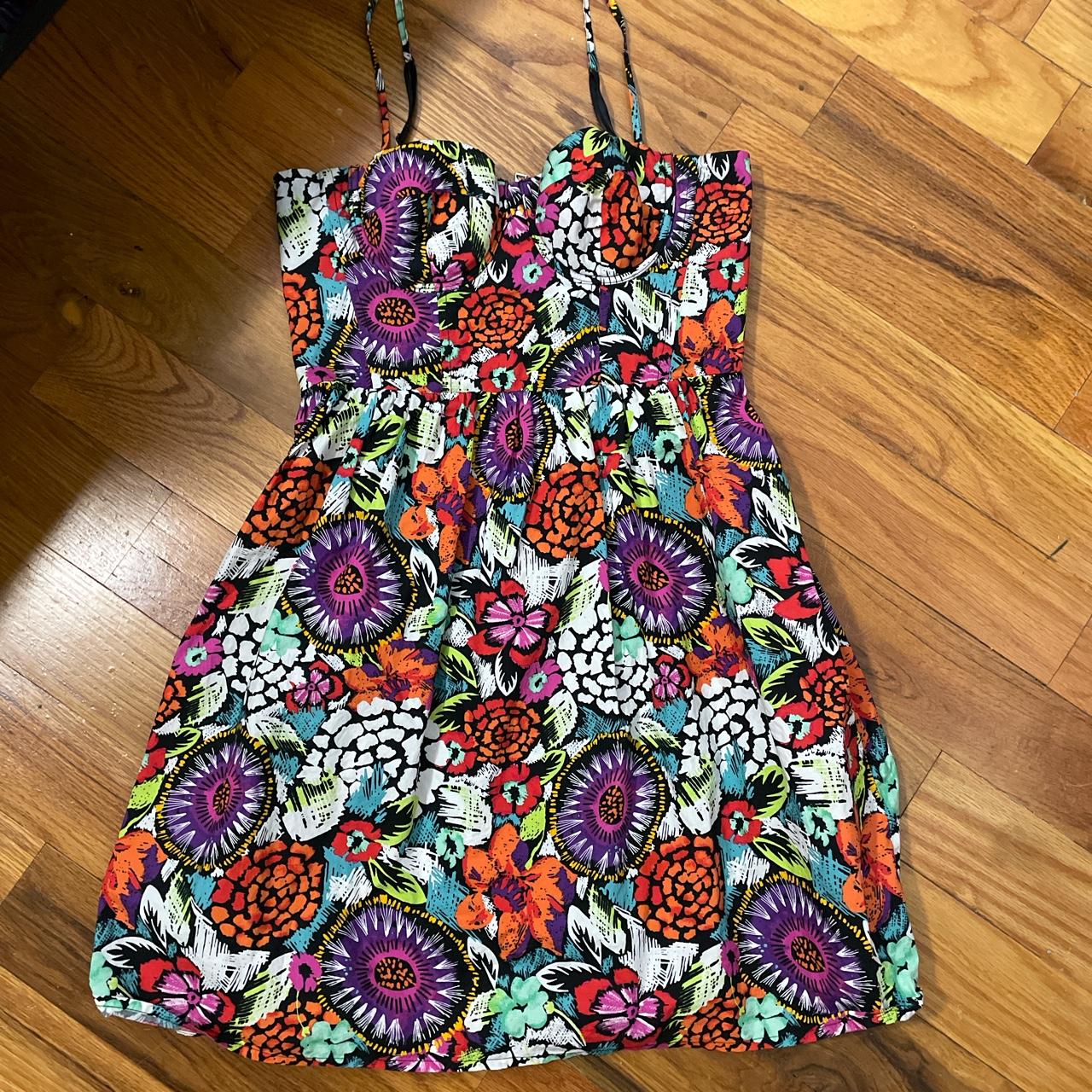 Victoria secret’s brand Moda international colorful... - Depop