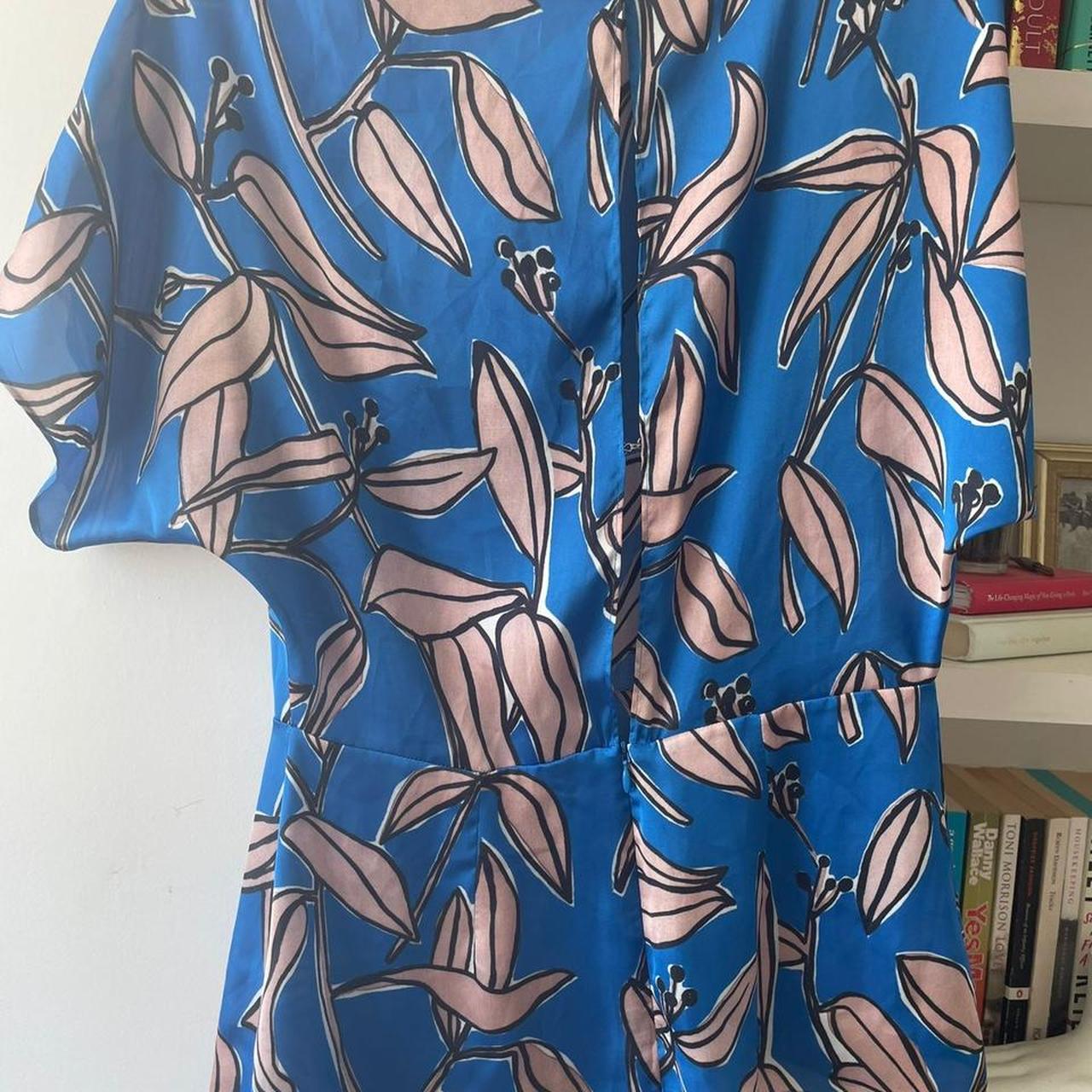 Silk blue Reiss top with an open slit back - Depop