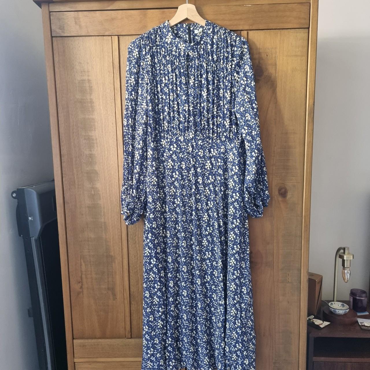 Absolutely beautiful blue maxi Arket dress. Perfect... - Depop