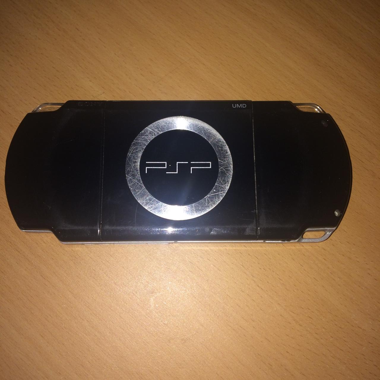 Selling my old PSP. It still works but just has a... - Depop