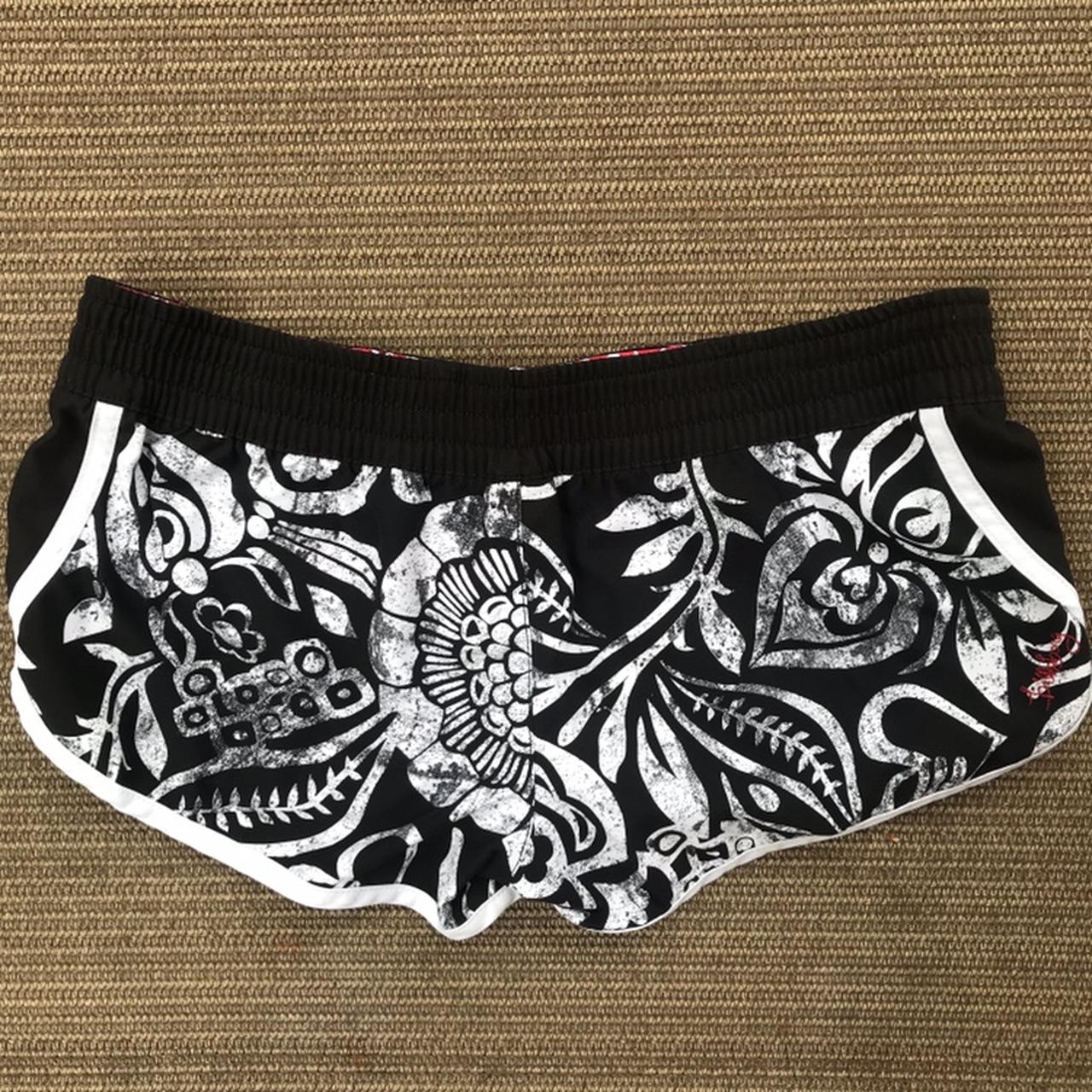Super cute Billabong surf shorts! Juniors size M... - Depop