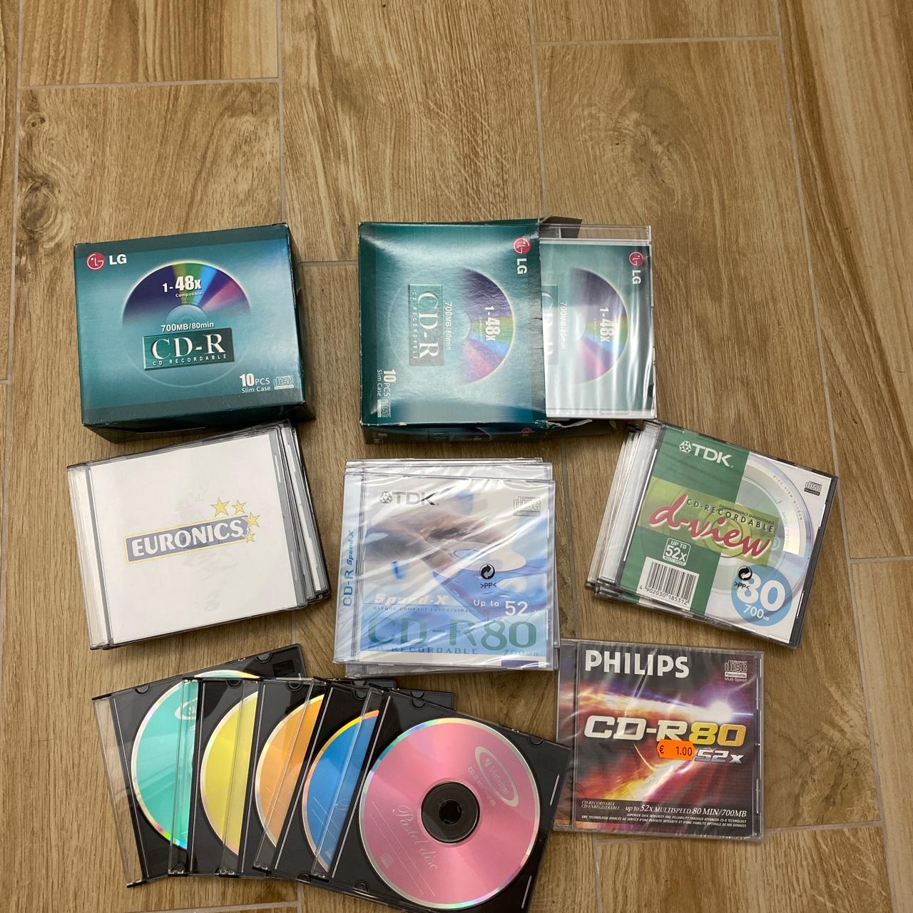 CD - R varie velocità e tutti da 700 MB Mai usati,... - Depop