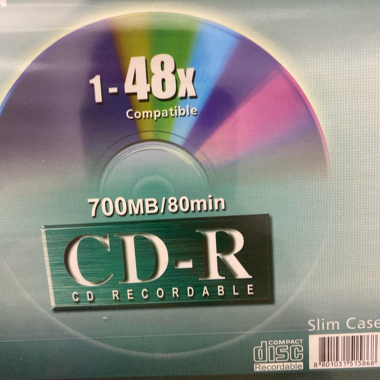 CD - R varie velocità e tutti da 700 MB Mai usati,... - Depop