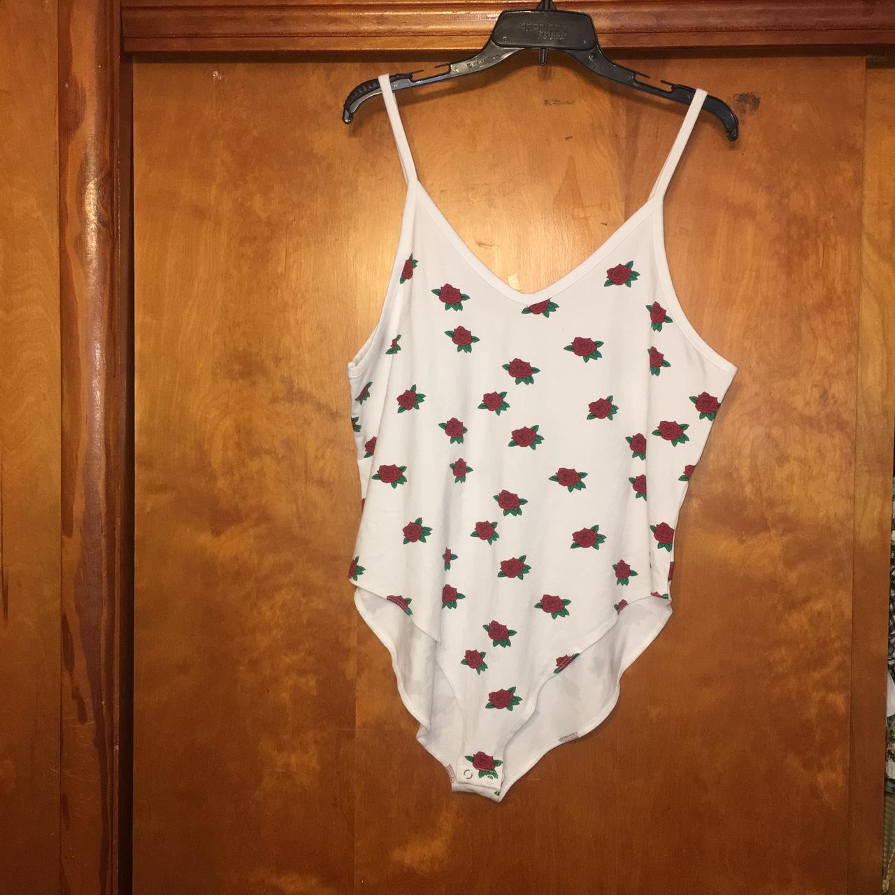 Rose 🌹 Print Bodysuit Size:2XL Brand:... - Depop