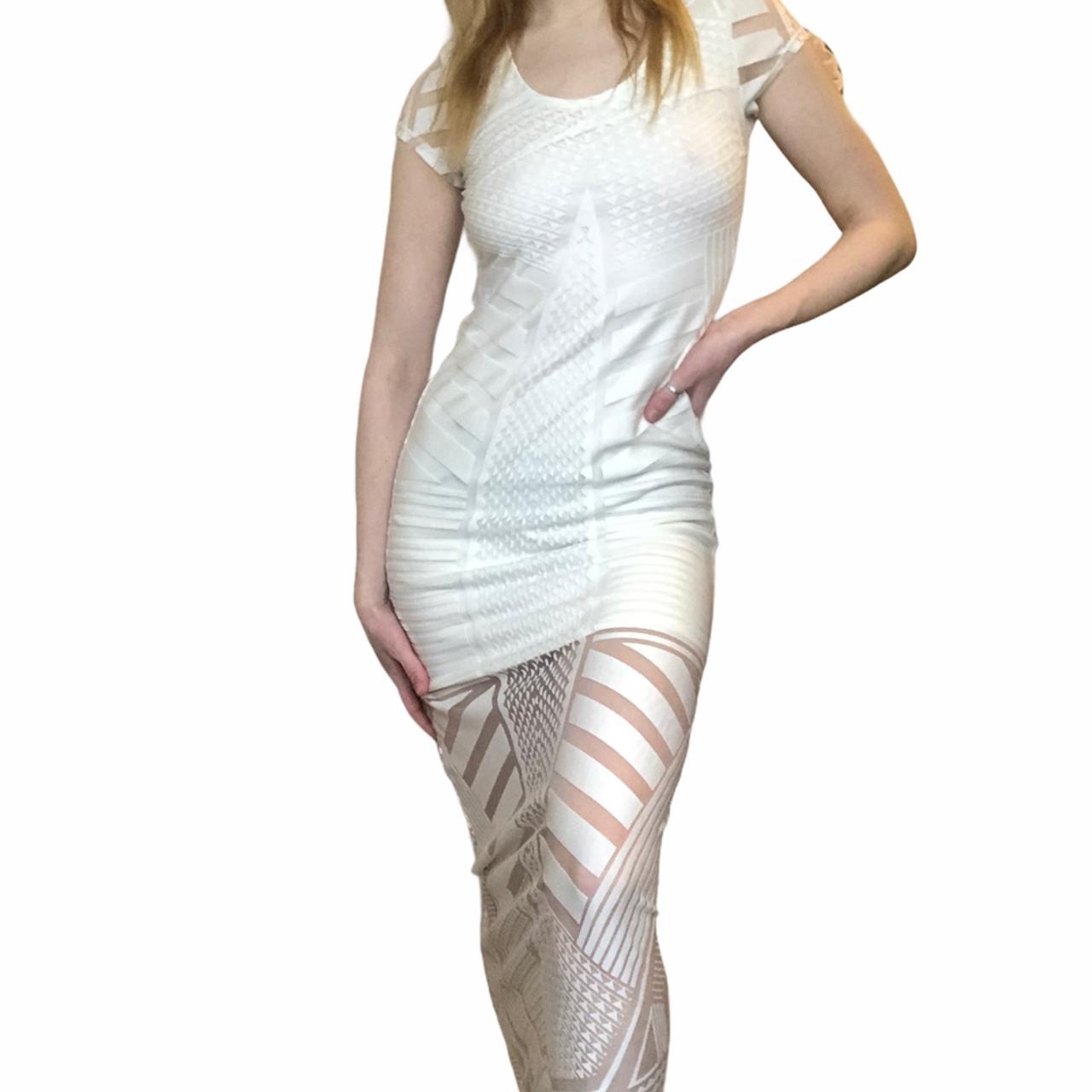 Gorgeous Cache white maxi dress 🕊 there’s a short... - Depop