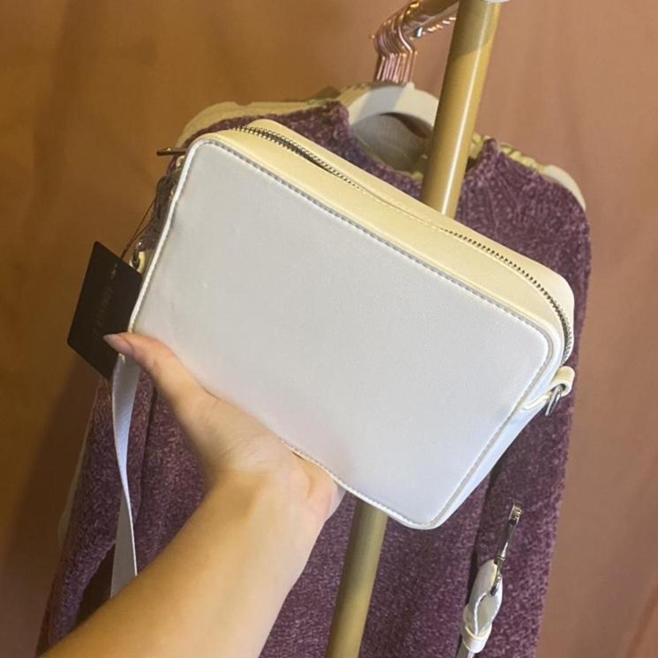 Forever 21 boxy white purse. Strap is adjustable.... - Depop