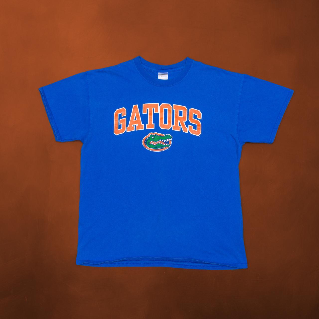 Mid 00's Florida Gators Graphic Tee. In great... - Depop