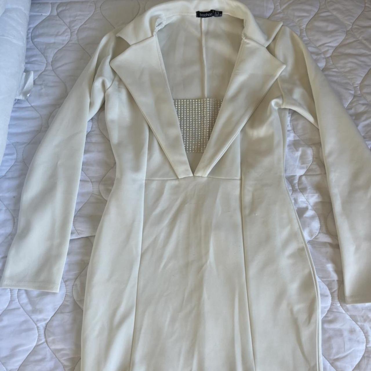 Boohoo Women's White Dress | Depop