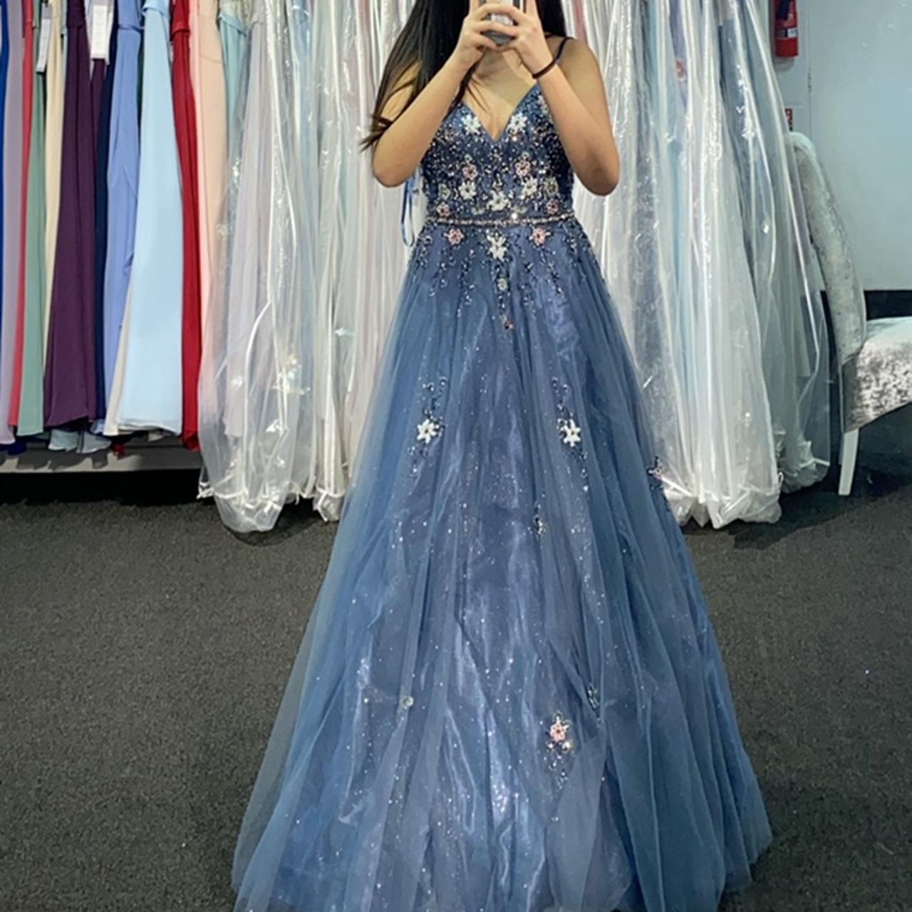 Brand new, never worn/hasn’t been altered, prom... | Depop