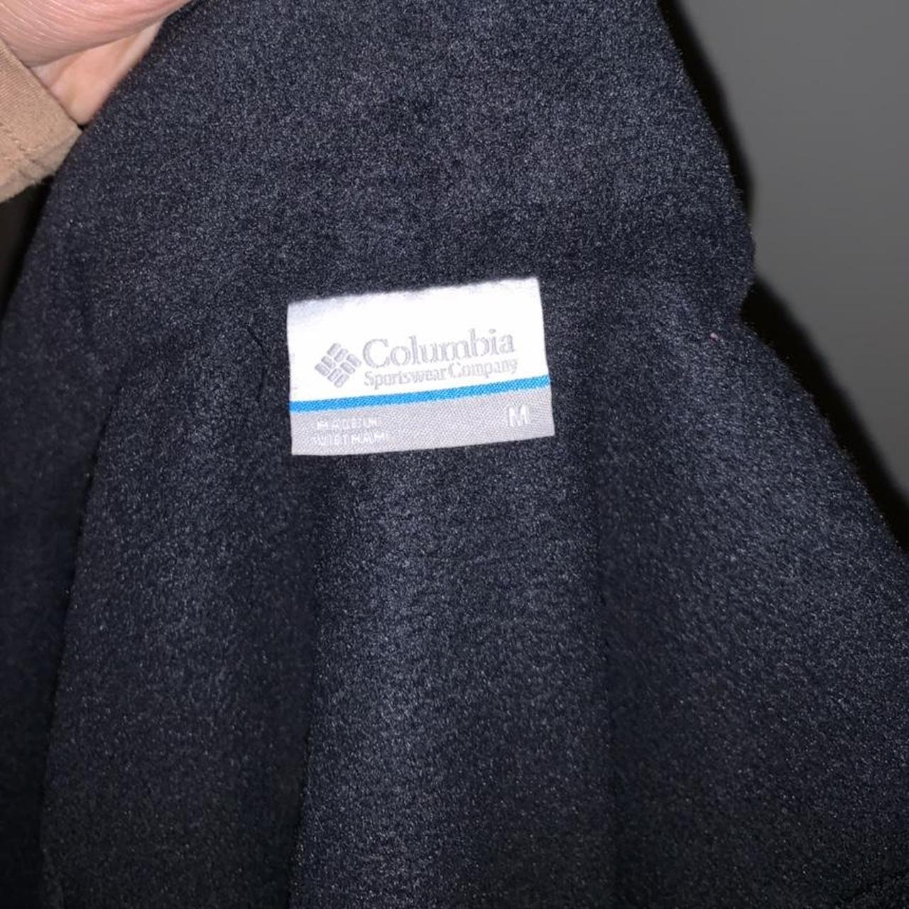 All black Columbia Sweater vest. 🦾👽🕶🕷🐈‍⬛🌚 Really comfy... - Depop